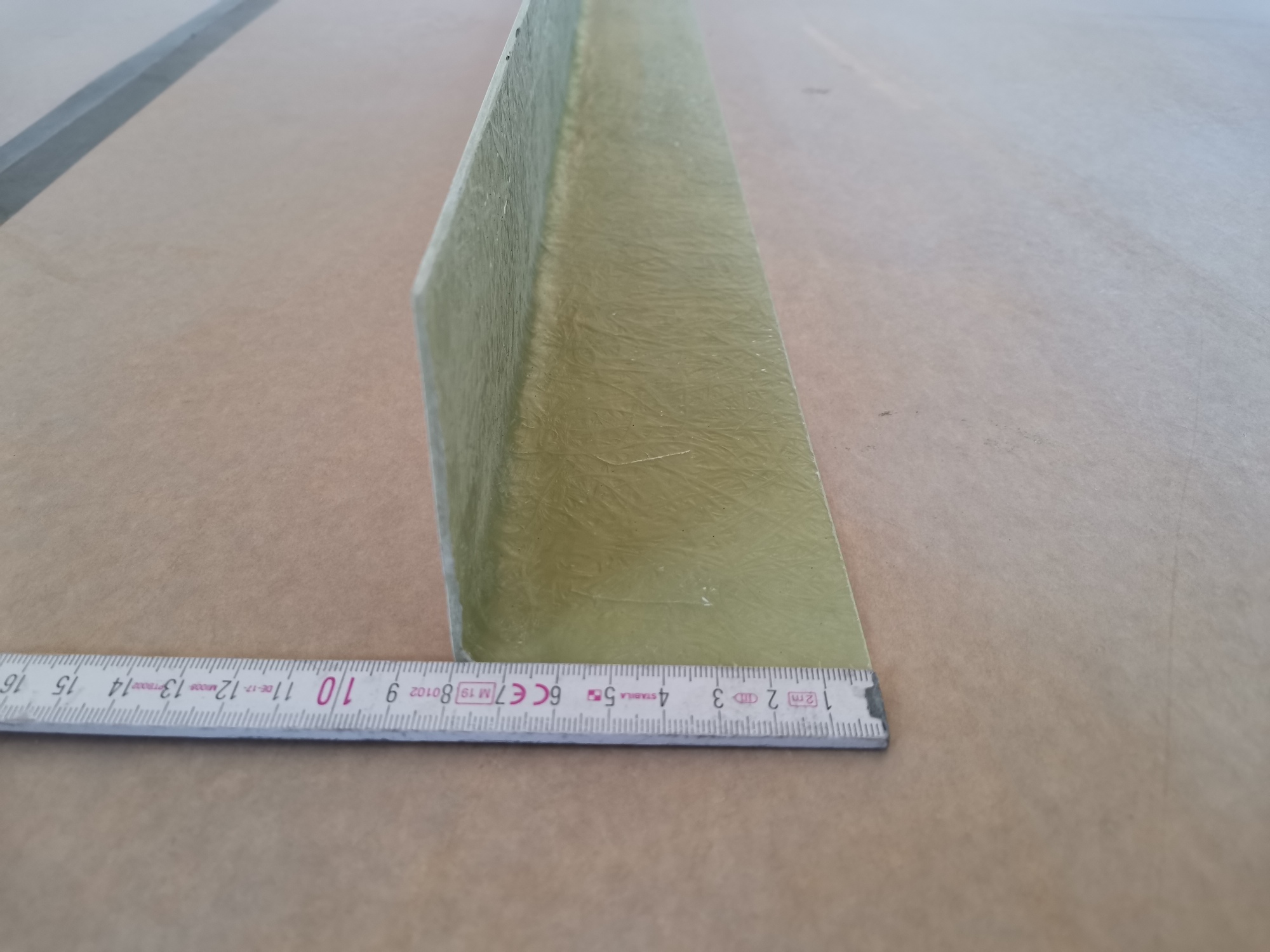 Edge profile 90° square for GRP empty cabins | HBelding GmbH